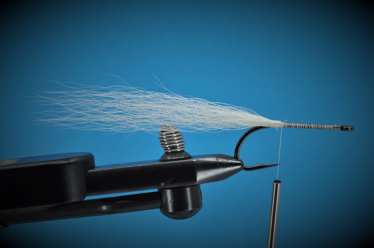 Bucktail Deceiver Streamer Step-by-Step - The Fat Fingered Fly Tyer