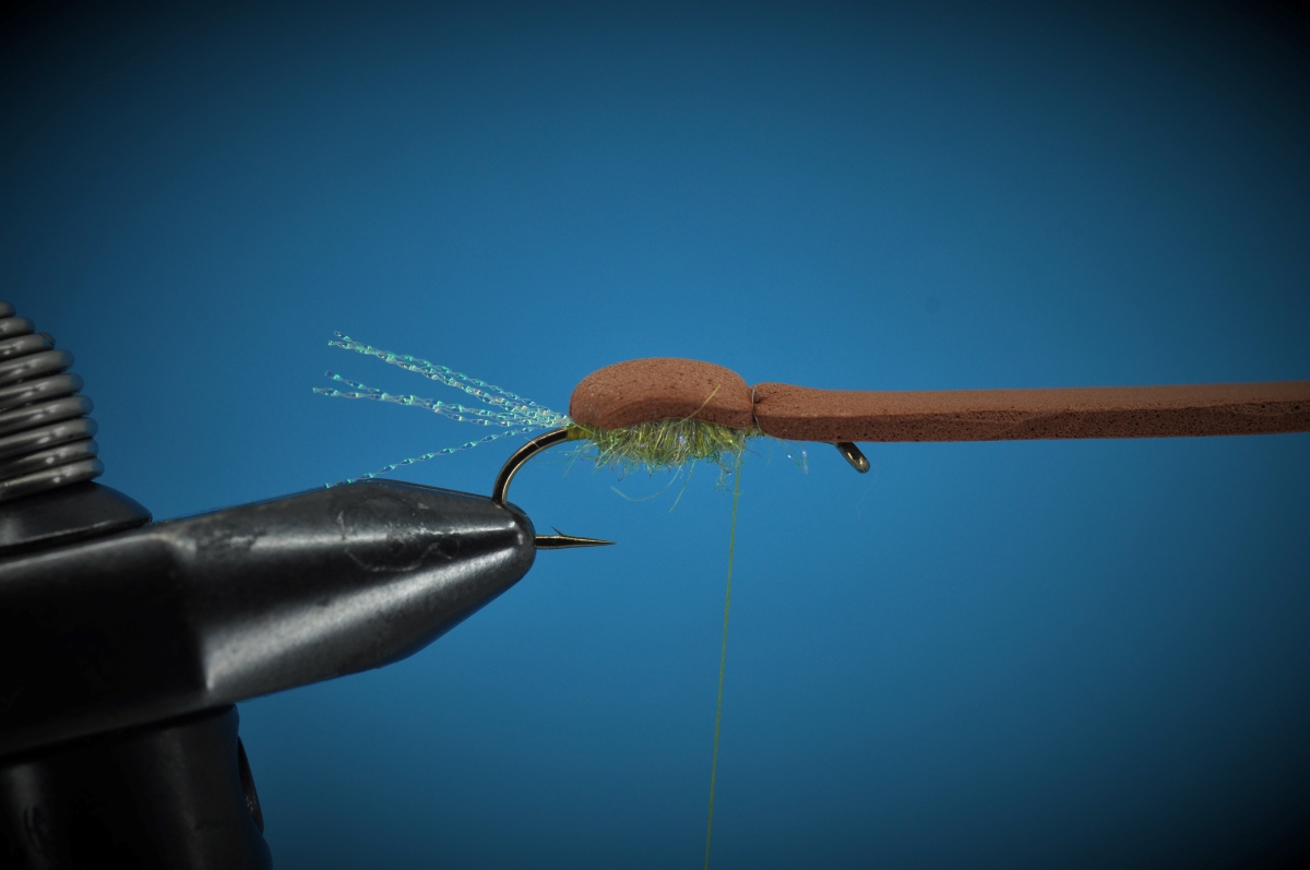 Skip's Predator Fly Step-by-Step - The Fat Fingered Fly Tyer